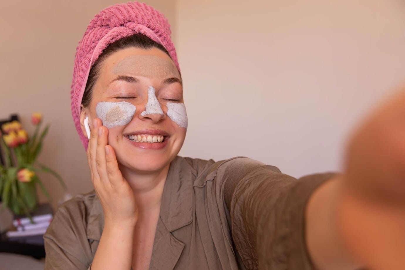 Probiotics & Skincare: Secrets of a Balanced Skin Microbiome